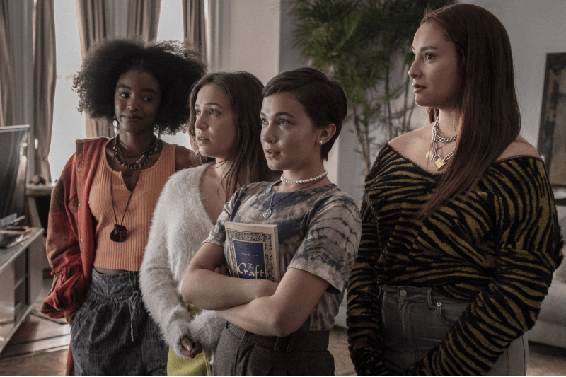 Teen Friendship in 'The Craft' and 'The Craft: Legacy' | Certified ...